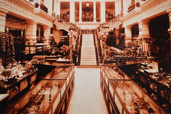 Arquitectura – Ferretería Casa Boker